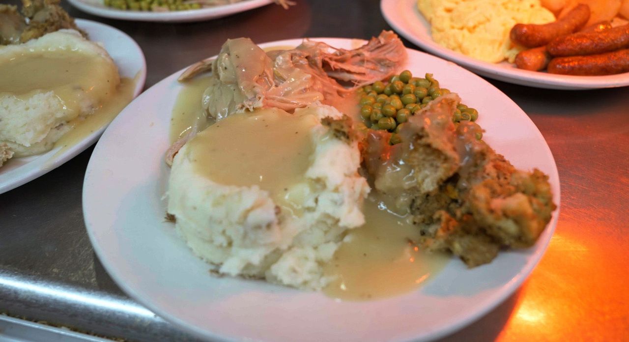 Keys Cafe Thanksgiving Dinner Tradition - Keys Cafe